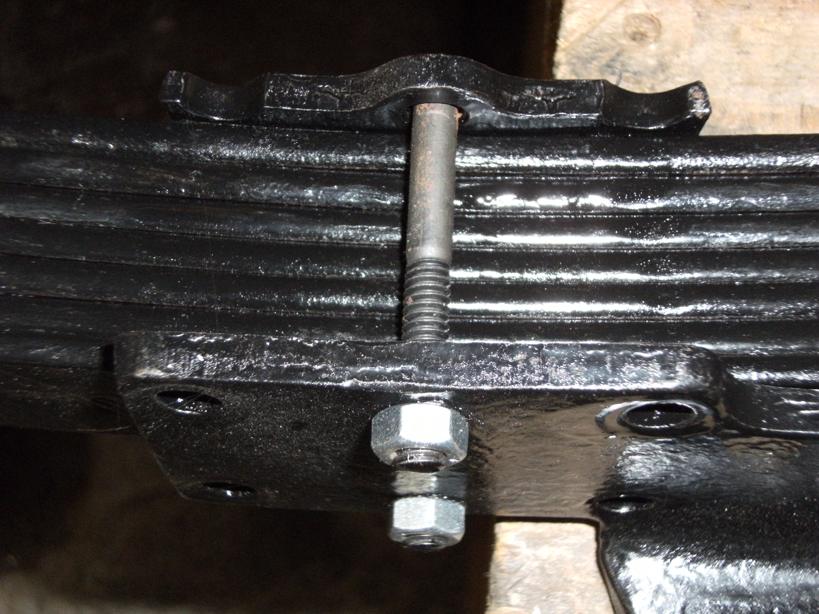 Rear-spring-clamp-2 – Morris Register
